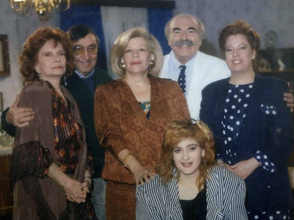 Ξεκίνησε το Ρετιρέ, ξεκίνησε το καλοκαίρι - Αφιερωμένη στην Κατερίνα ...