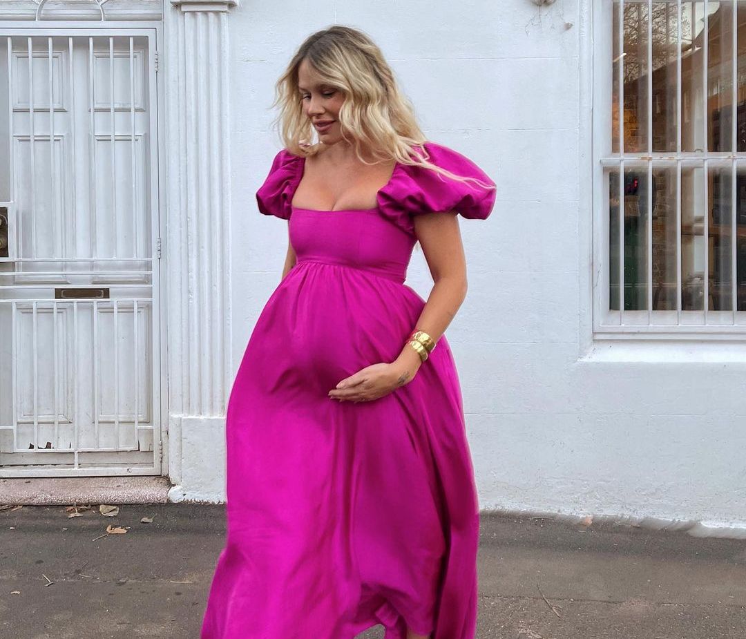 6 influencers που πρέπει να ακολουθήσεις για maternity style inspo ...