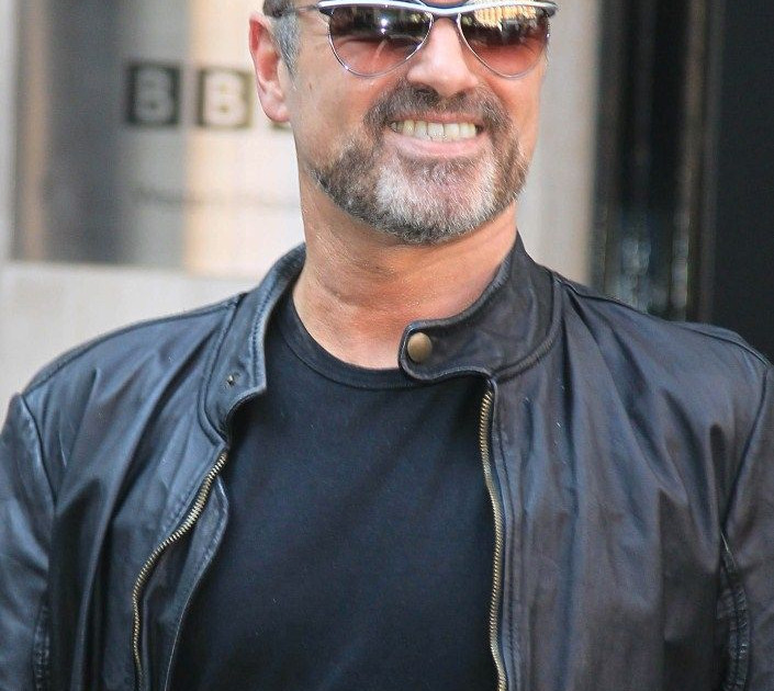 Νέο άλμπουμ για τον George Michael - Queen.gr