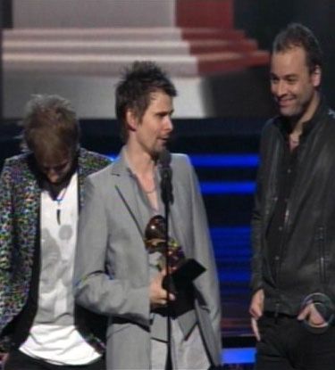 «Λιγότερο ροκ» ο καινούργιος δίσκος των Muse - Queen.gr