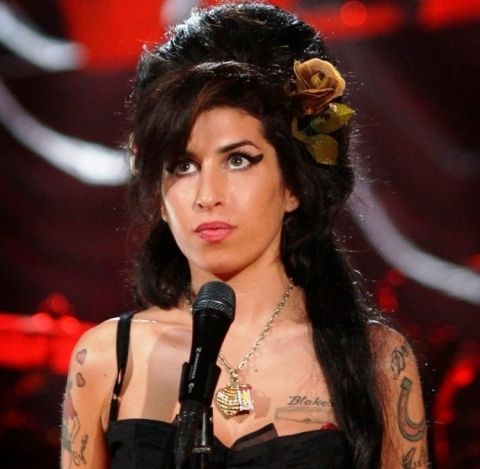Amy Winehouse: Άκυρη η Αθήνα μετά το φιάσκο του Βελιγραδίου - Queen.gr