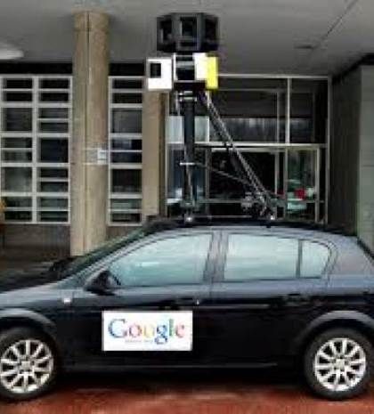 Η φωτό που σαρώνει: Κάνουν δημόσιο σεξ ή απλά «τρολάρουν» την Google ...