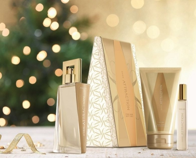 Τα πιο όμορφα πακέτα δώρων για τις γιορτές τα βρήκαμε στην Avon! - Queen.gr