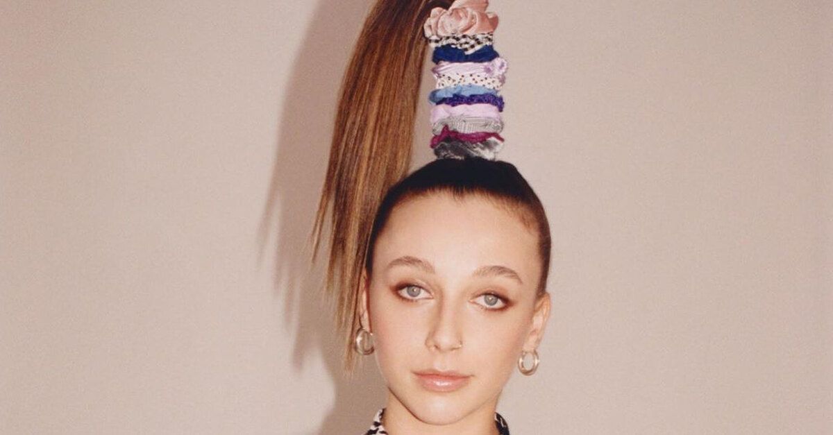 Emma Chamberlain: Ποια είναι η 18χρονη influencer με τα 8M followers σε ...