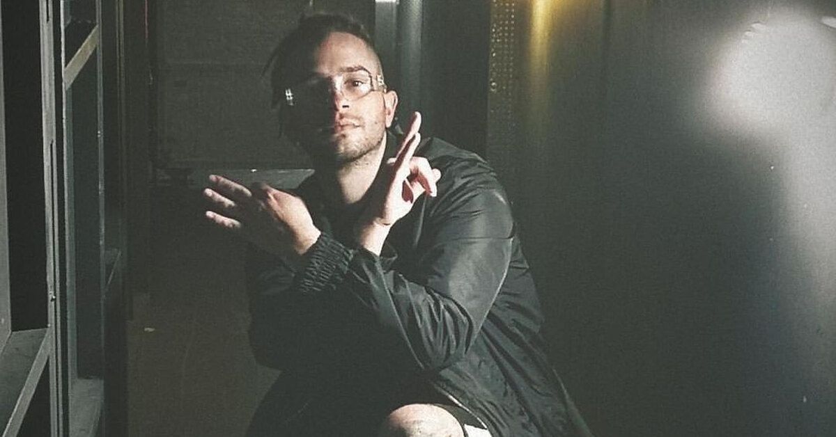 iLLEo: Το νέο hit «ΤΑΝΑ» έχει ήδη μπει στα Top50 Greece του Spotify ...