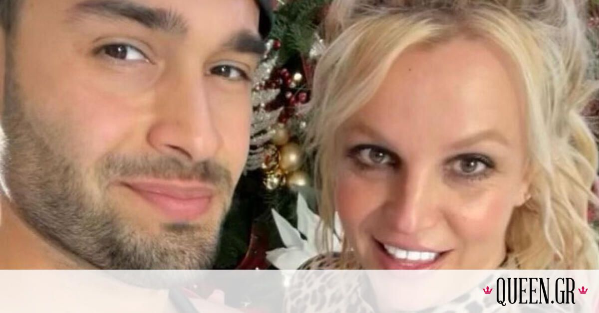 Η Britney Spears επιτέλους κάνει Χριστούγεννα! Ντύνεται, στολίζεται και ...