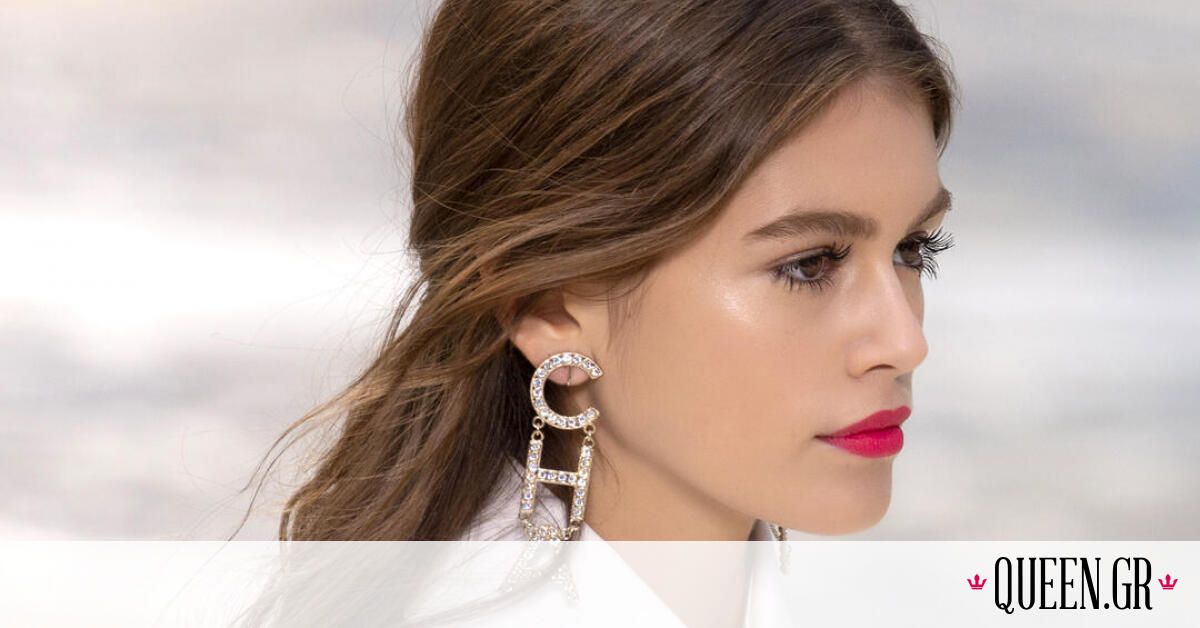 An advent calendar for queens: Let the celebration begin! - Queen.gr