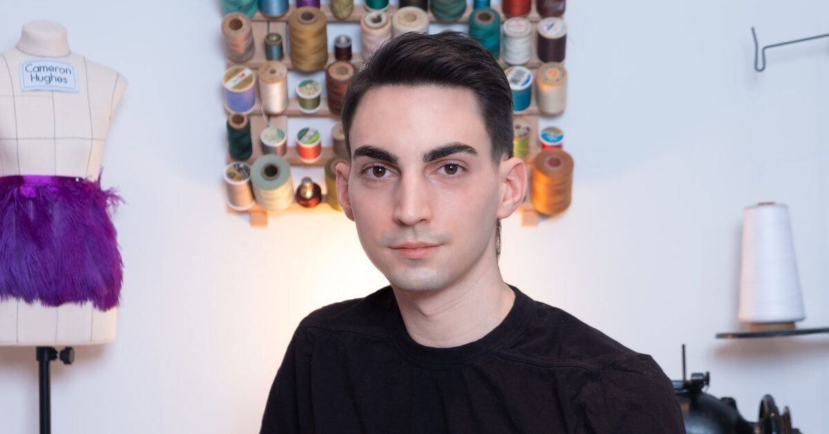 High tech φορέματα; Ο Cameron Hughes τα δημιουργεί και... «ρίχνει» το ...