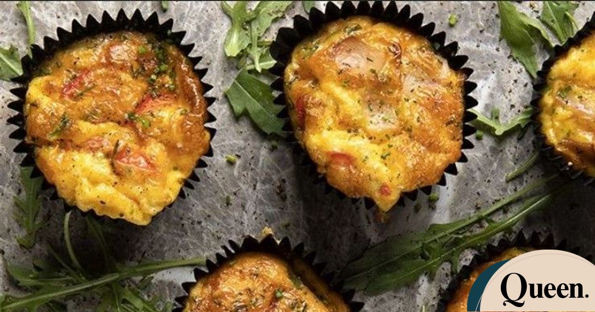 Άκης Πετρετζίκης: Muffins ομελέτας - Queen.gr