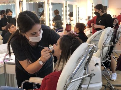 Αισθητική & Κομμωτική: οι ειδικότητες που «λάμπουν» όλο και περισσότερο ...