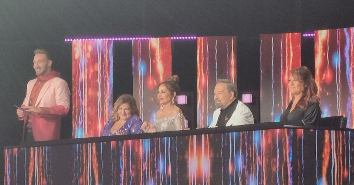 J2US: Όλα όσα συνέβησαν στα backstage του live! (Exclusive videos) - Queen.gr