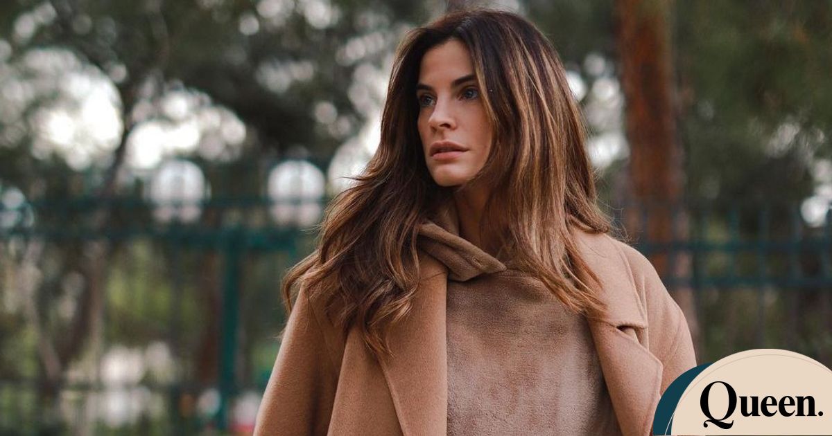 Neutrals love: Η Χριστίνα Μπόμπα με μπεζ φόρμες έκανε την πιο cozy ...