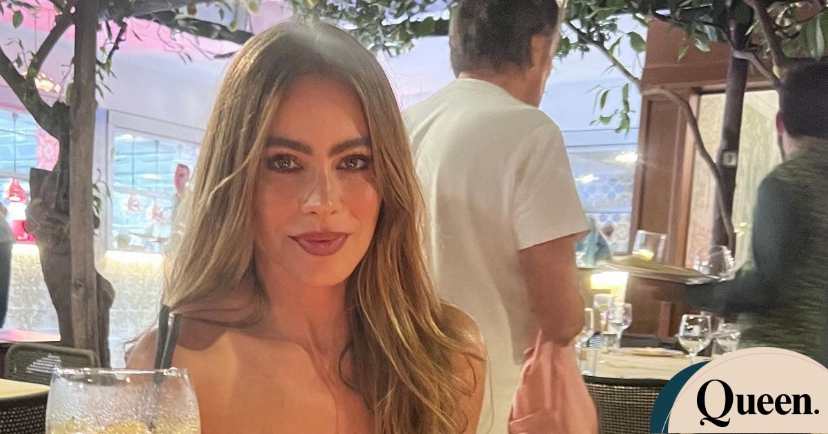 H Sofia Vergara γιόρτασε τα γενέθλιά της με μαγιό - Queen.gr