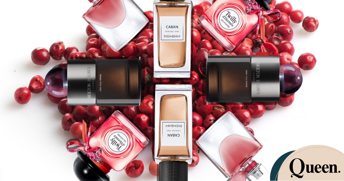 Ροζ πιπέρι: Το πιπέρι που… δεν είναι πιπέρι έχει την πιο πικάντικη, πουδρένια και νοσταλγική ...