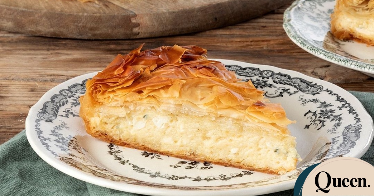 Άκης Πετρετζίκης: Τυρόπιτα με 4 τυριά - Queen.gr