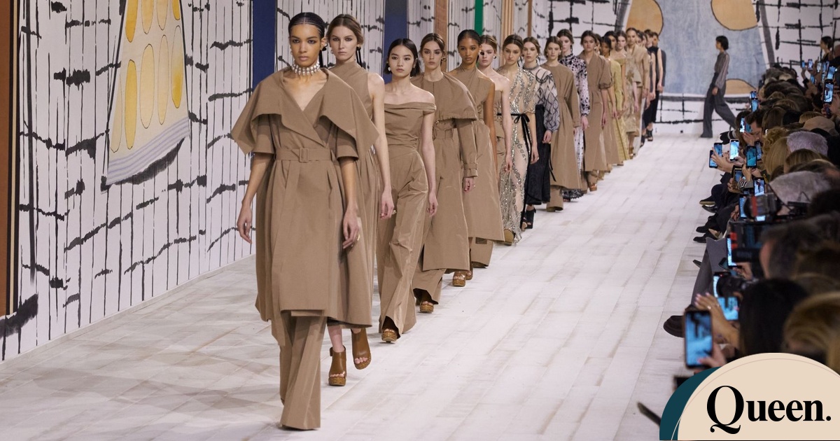 Dior Couture SS24: Η επιστροφή των wedges και ένα front row πιο εντυπωσιακό από την ίδια τη ...