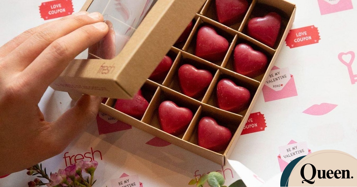 Fresh Kisses Inside… - Queen.gr