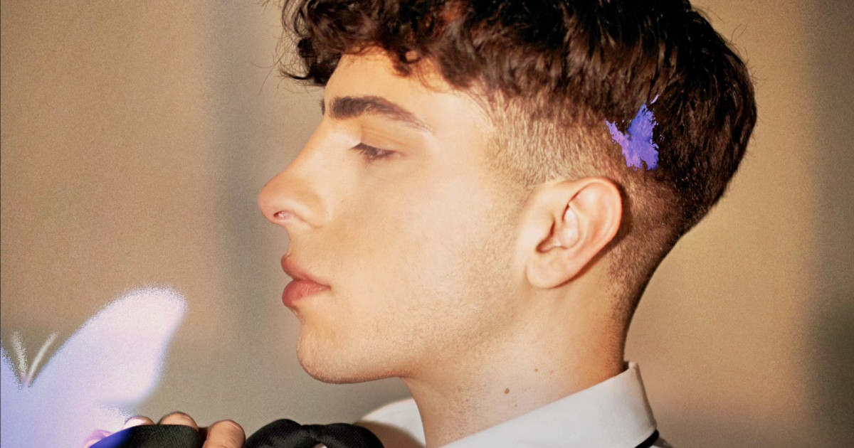 ZAF: εμφάνιση - έκπληξη με τον Chris Martin των Coldplay - Queen.gr