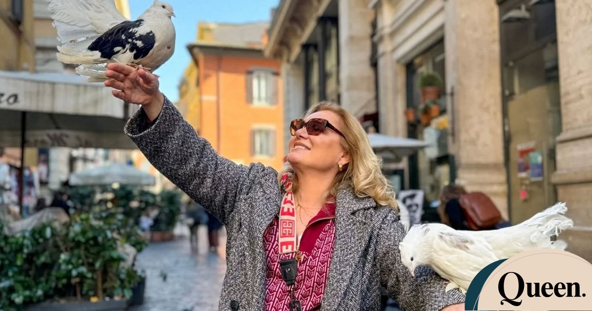 Η Μαρία Καβογιάννη έγινε 67: 5 + 1 ατάκες της Ασπασίας και της Κορίνας που είναι ξανά viral ...