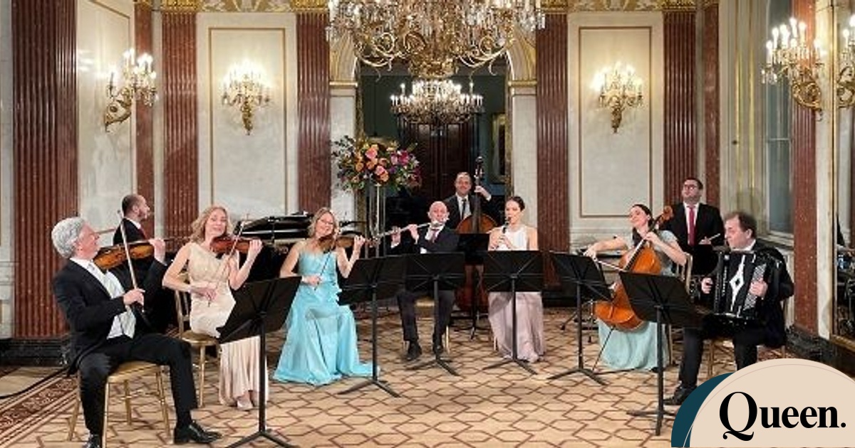 Operetta Gala Vienna Schoenbrunn Palace Orchestra - STRAUSS VIRTUOSI 27 ...