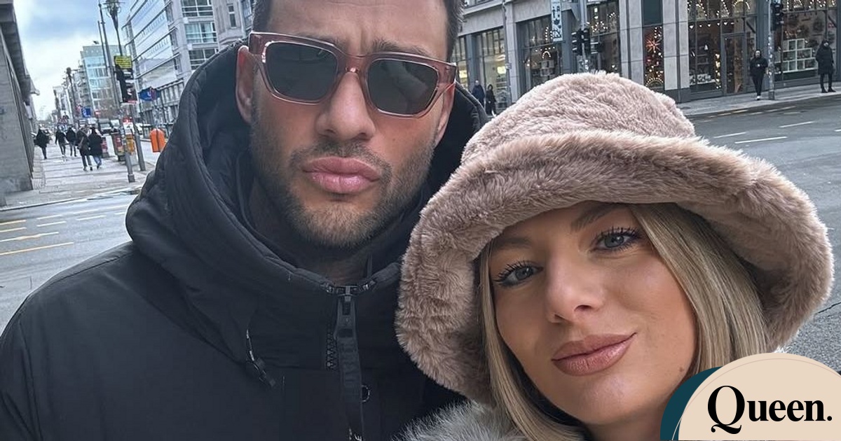 Η 7 μηνών έγκυος Ελένη Χαμπέρη δείχνει την κοιλιά της και ο «Κόρο» κάνει το πιο εύστοχο σχόλιο ...