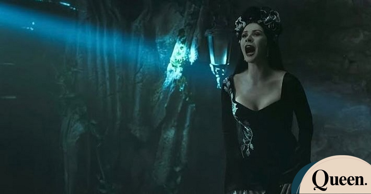 Μήπως θα θέλαμε η Catherine Zeta-Jones να είναι πιο πολύ Morticia και ...