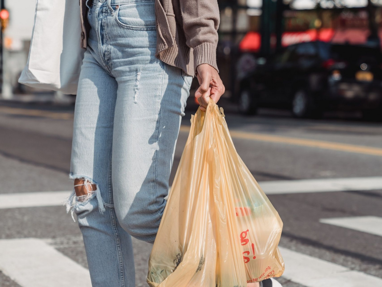 Η καλλιτέχνης Robin Frohardt δημιούργησε ολόκληρο παντοπωλείο από ...