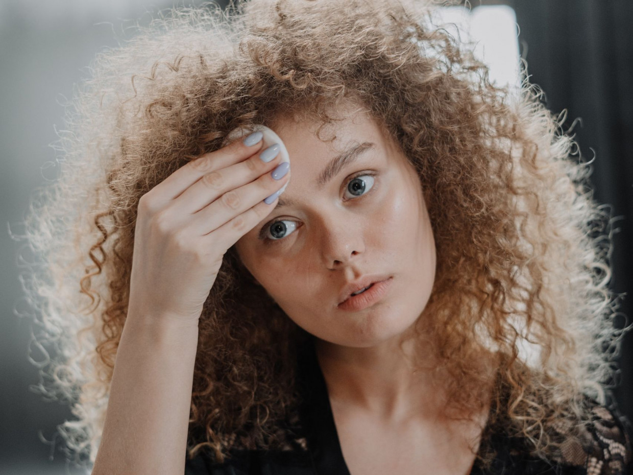 Paper moisturizer: Είναι η ενυδατική κρέμα από χαρτί το μέλλον του ...