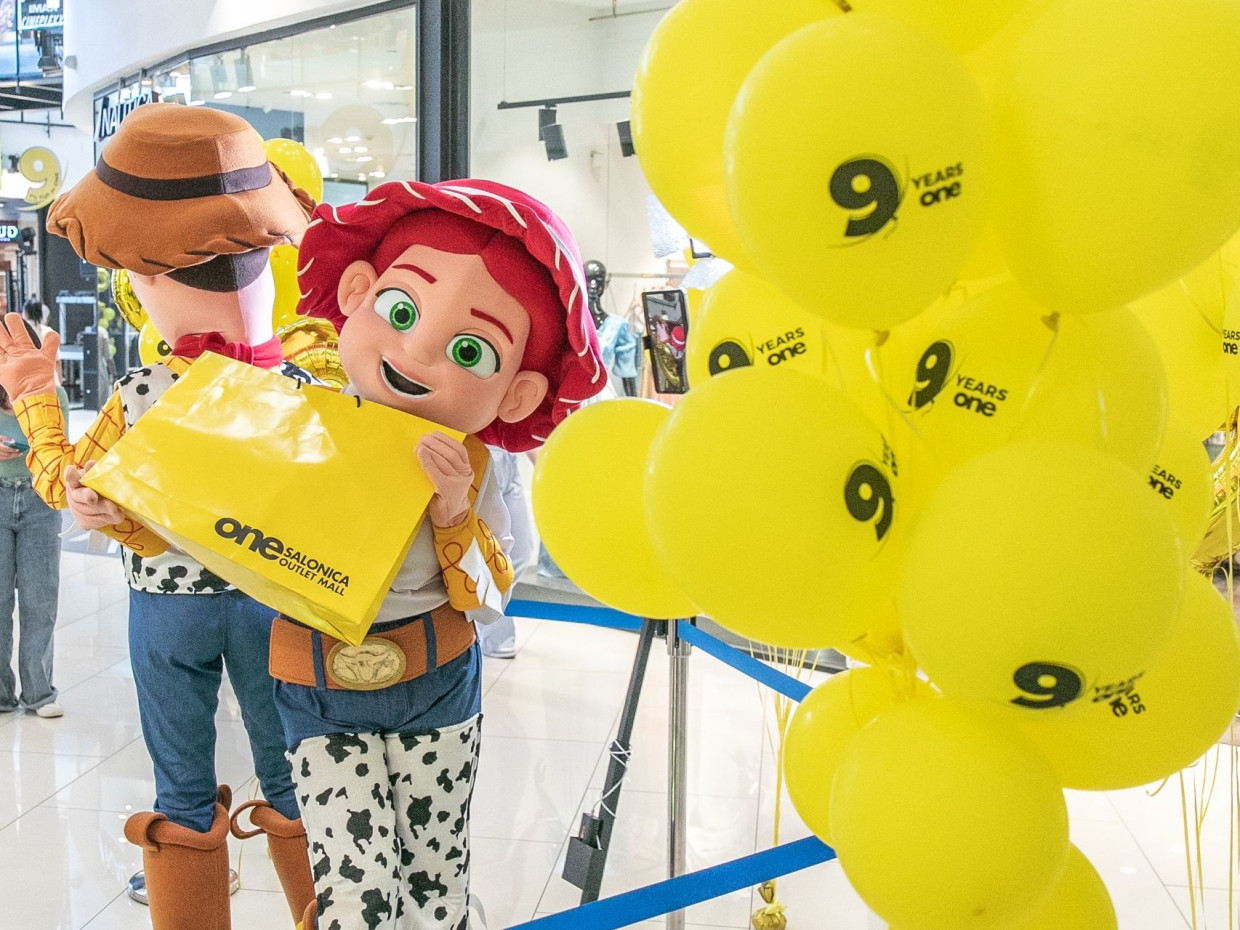 We celebrated 9 Years as ONE Μοναδικά happenings στα 9α γενέθλια του ...