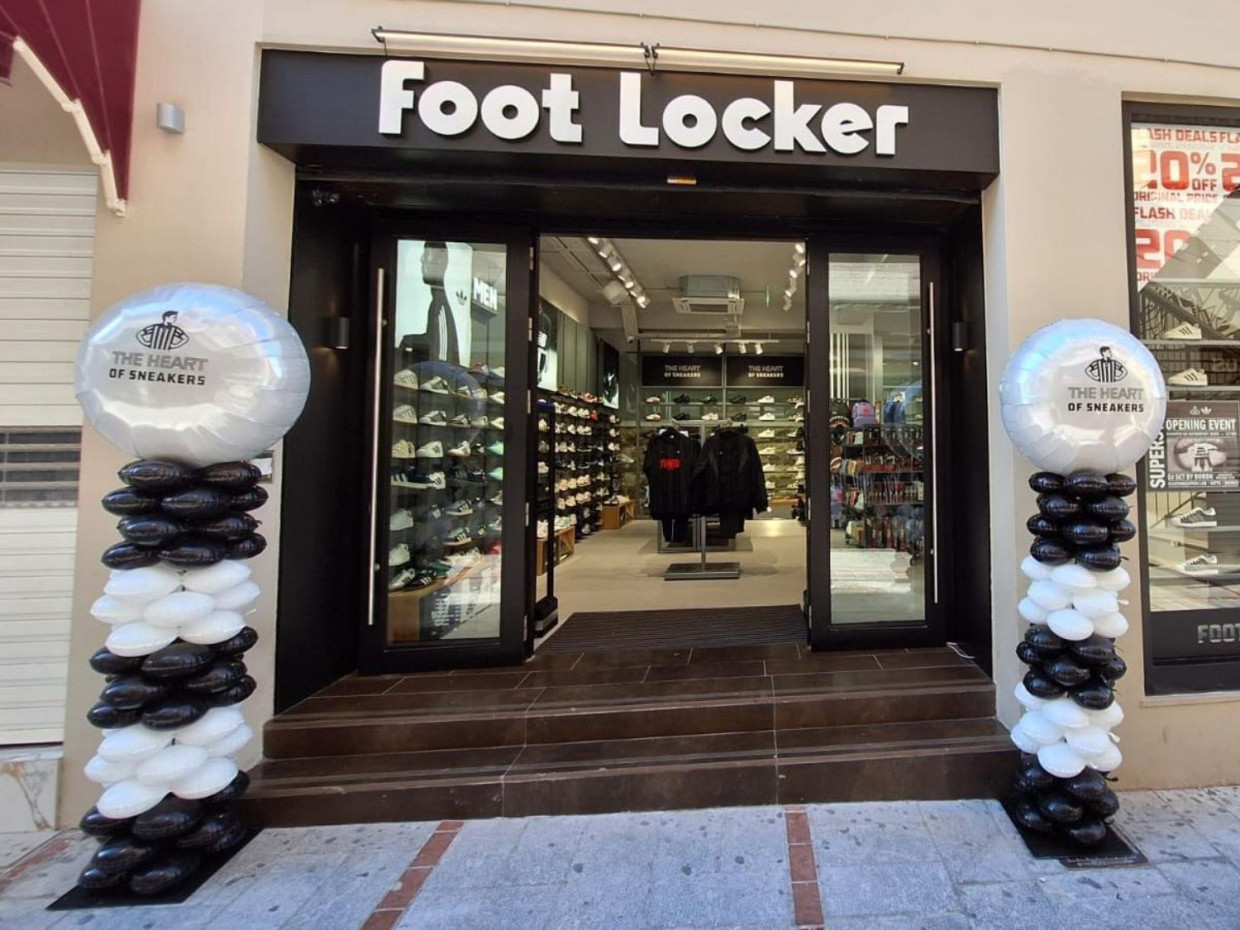 Ο όμιλος Fourlis επεκτείνει το δίκτυο της Foot Locker στην Ελλάδα και τη Ρουμανία - Queen.gr
