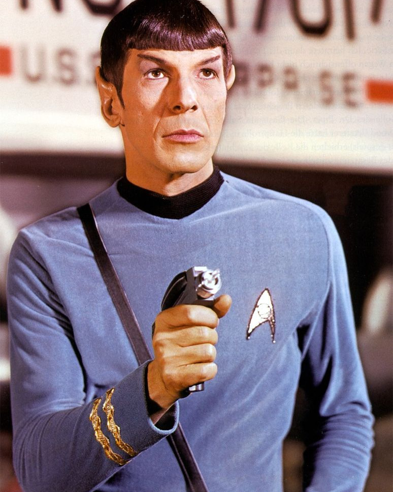 Mister Spock: Από το Star Trek στους Transformers - Queen.gr