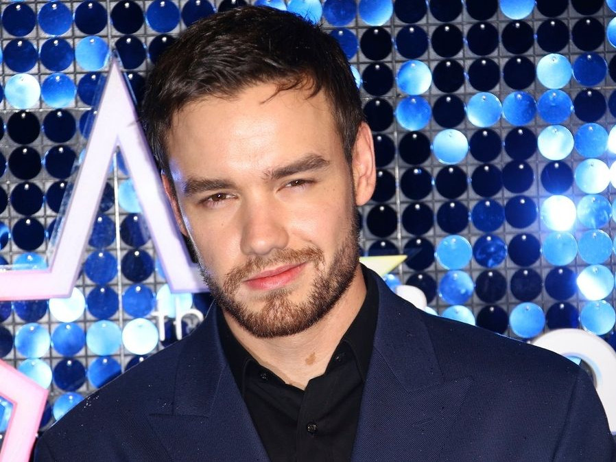 Έξαλλοι οι fans του Liam Payne με το TMZ για τις εικόνες του άψυχου ...