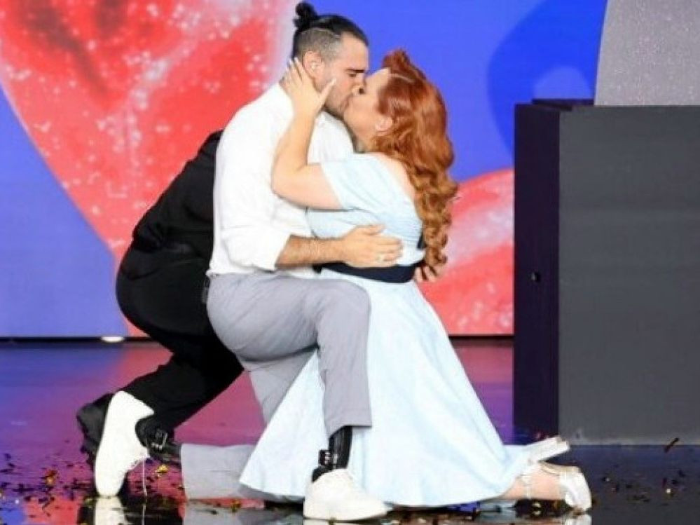 Ανατρεπτικός ο τελικός του J2US - Μεγάλοι νικητές ο Γιάννη Σεβδικαλής και η Σοφία Κουρτίδου ...